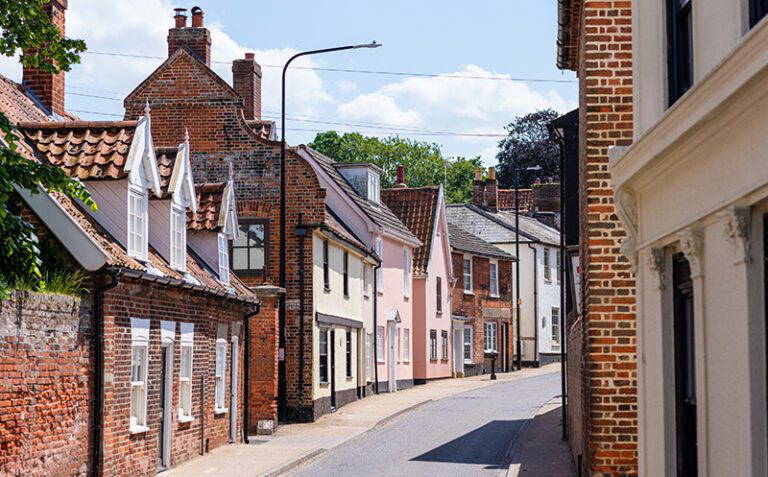 Rectory Gardens - Worlingham - Suffolk - Badger Building